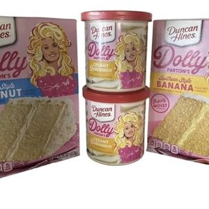 Dolly Parton | Kitchen | Dolly Partons Cake Mixes And Frosting | Poshmark
